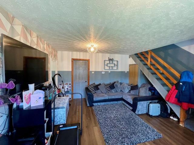 3 Bedroom House To Rent