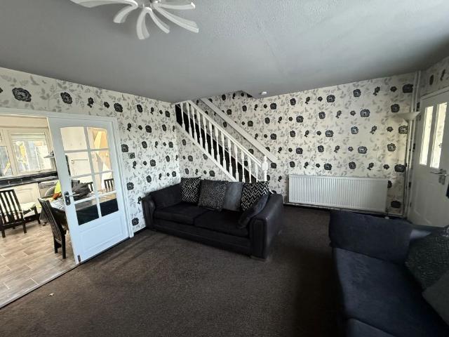 3 bedroom house to rent