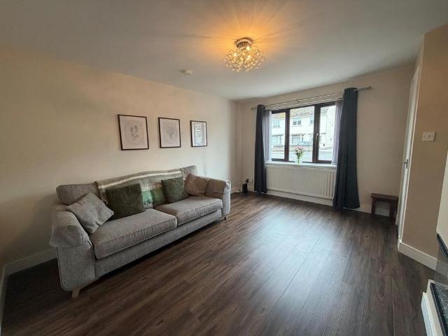 3 bedroom house to rent