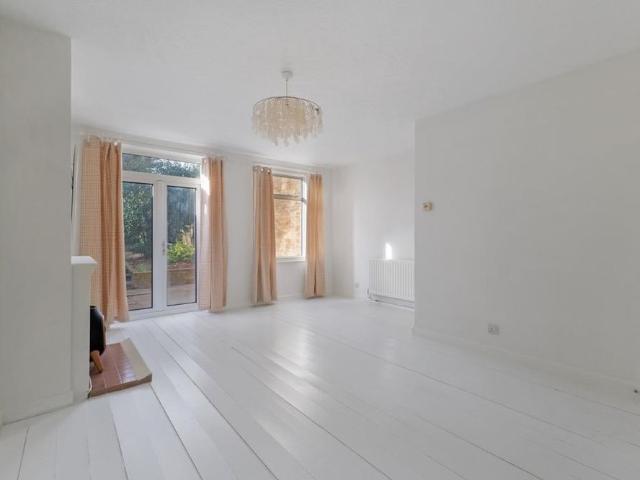 3 bedroom house to rent