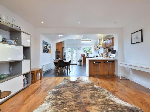 3 bedroom house to rent