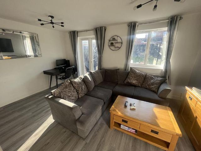 3 bedroom house to rent