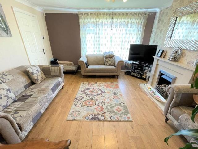 3 bedroom House To Rent