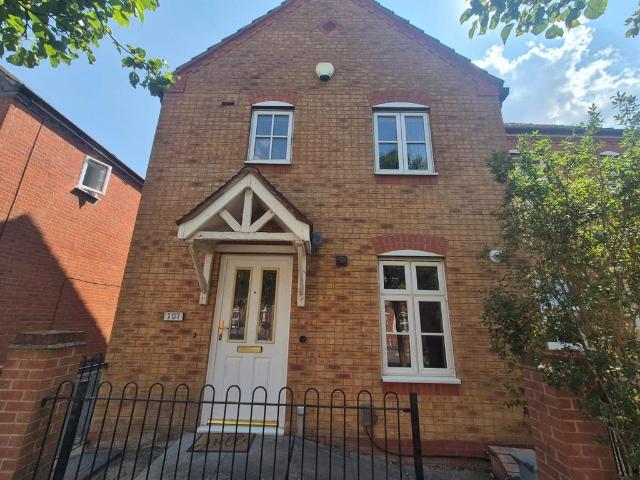 3 bedroom house to rent