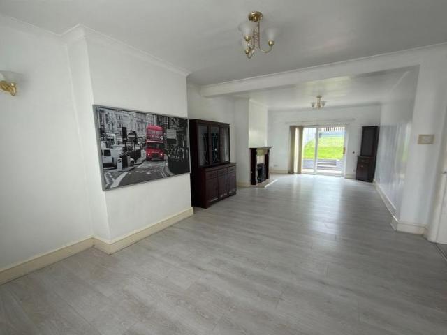 3 bedroom house to rent