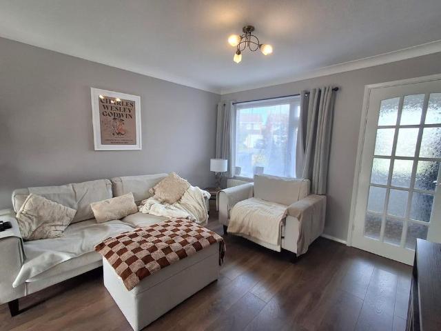 3 bedroom house to rent
