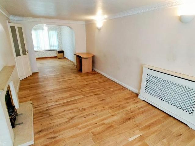 3 bedroom house to rent