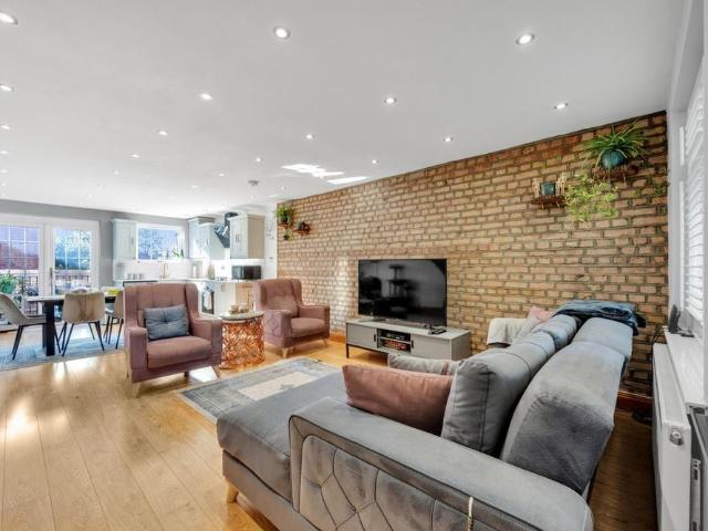 3 bedroom house to rent
