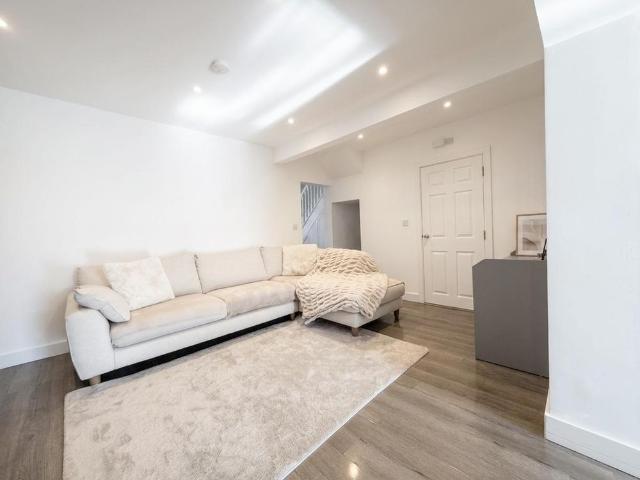 3 bedroom house to rent