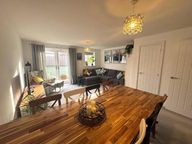 3 bedroom house to rent