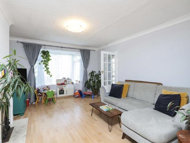 3 bedroom house to rent
