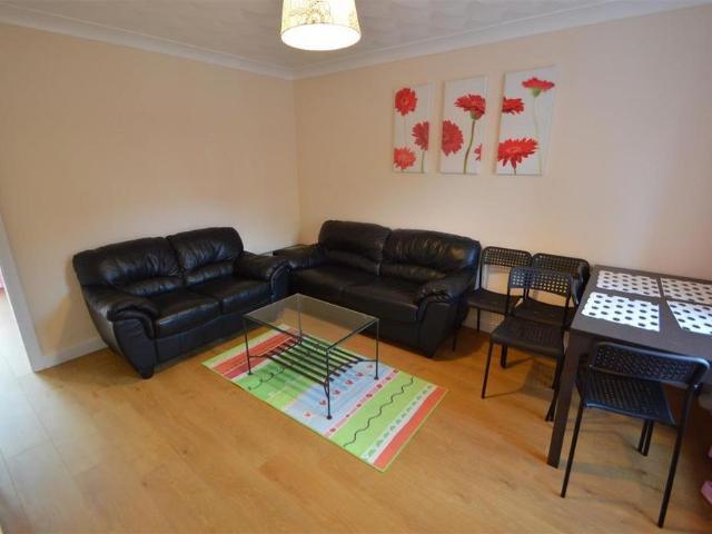 3 bedroom house to rent