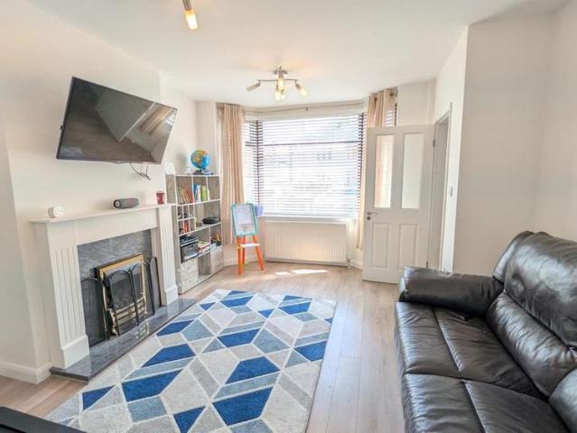 3 bedroom house to rent