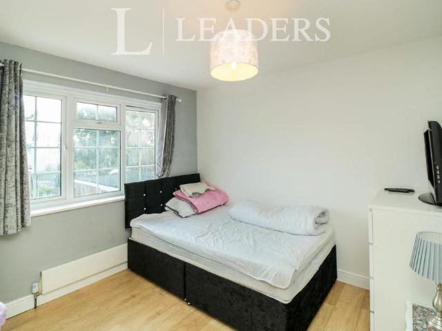 3 bedroom house to rent