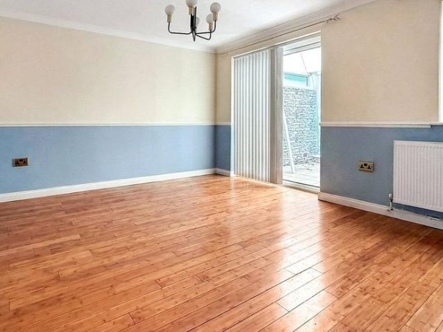 3 bedroom house to rent