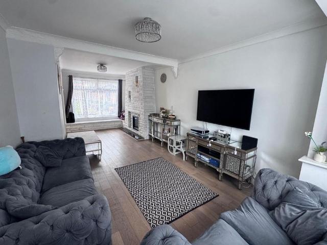 3 bedroom house to rent