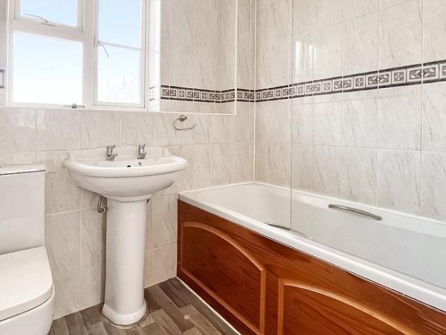 3 bedroom house to rent