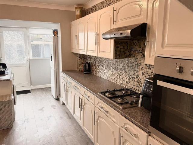 3 bedroom house to rent
