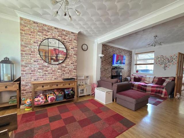 3 bedroom house to rent