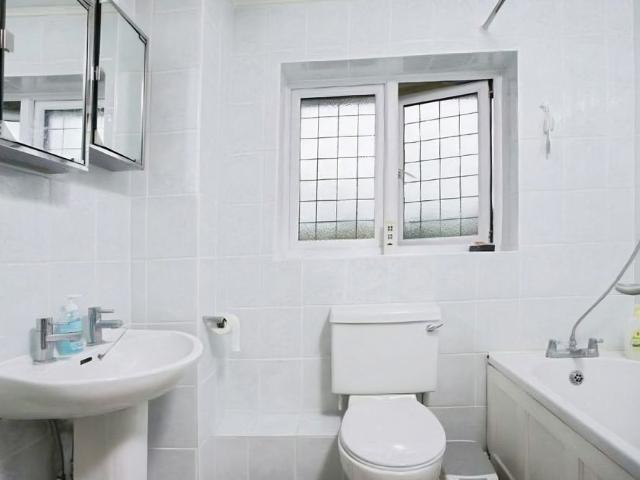 3 bedroom house to rent