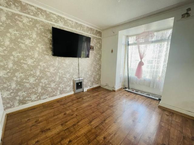 3 bedroom house to rent