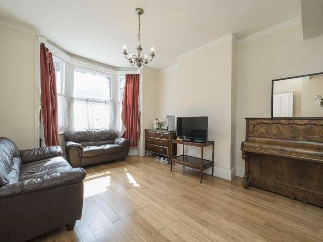 3 bedroom house to rent
