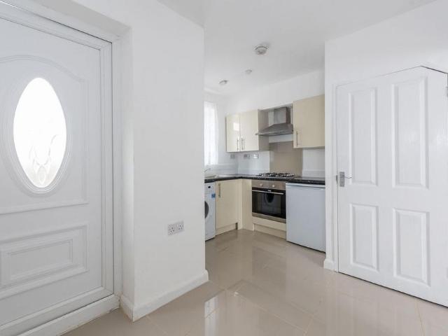 3 bedroom house to rent