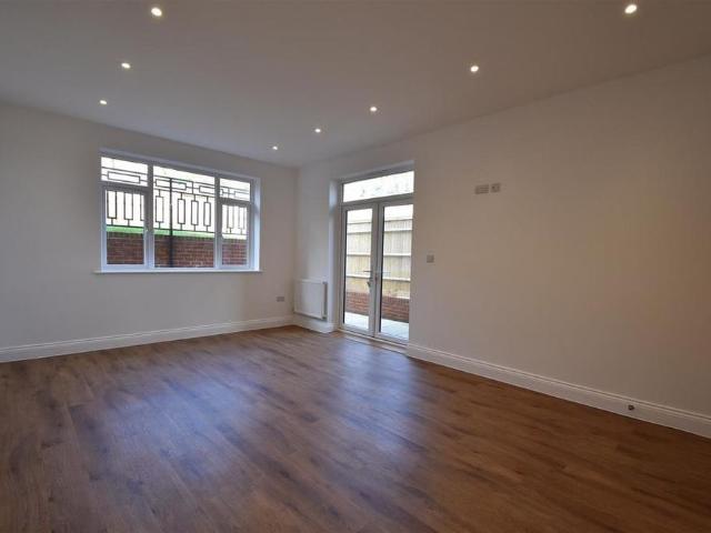 3 bedroom house to rent