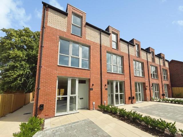 3 bedroom house to rent