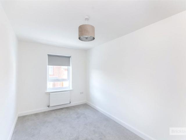 3 bedroom house to rent Tangmere Road, Hailsham, East Sussex, BN27