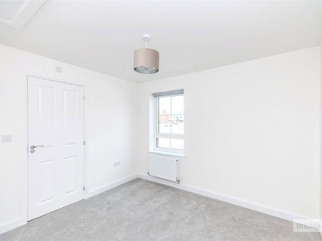 3 bedroom house to rent Tangmere Road, Hailsham, East Sussex, BN27