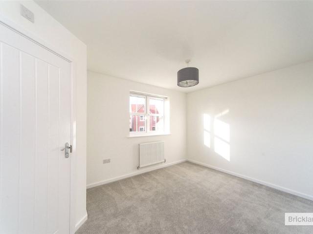 3 bedroom house to rent Thorpe Close, Stone Cross, Pevensey, East Sussex, BN24