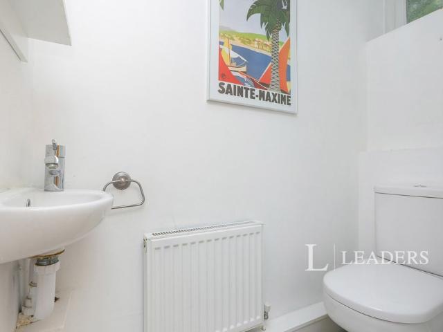 3 bedroom house to rent The Heights, Foxgrove Road, Beckenham, BR3