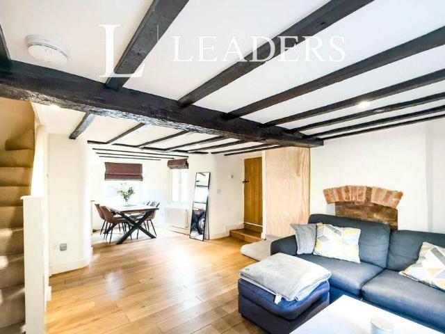 3 bedroom house to rent The Stocks, Cosgrove, Milton Keynes, Buckinghamshire, MK19