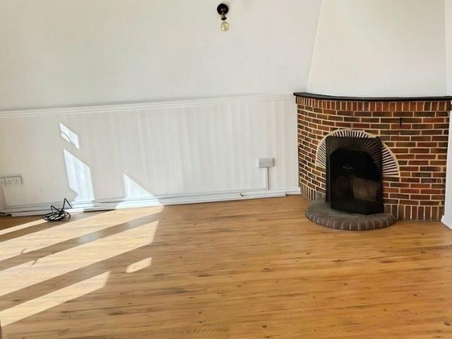 3 bedroom house to rent The Parade, Beachlands, Pevensey, East Sussex, BN24