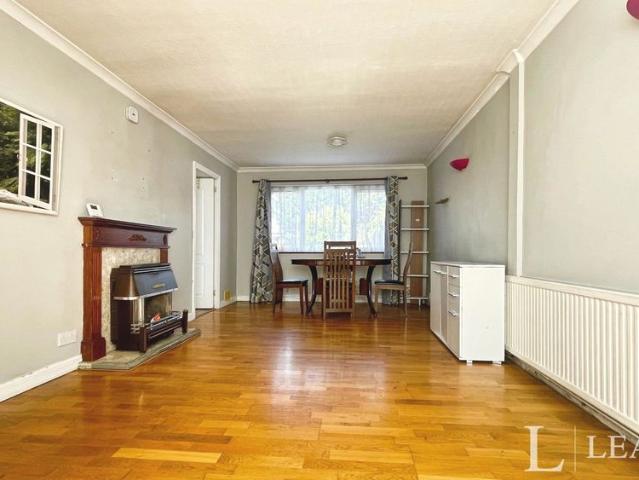 3 bedroom house to rent Threshelford, Basildon, SS16