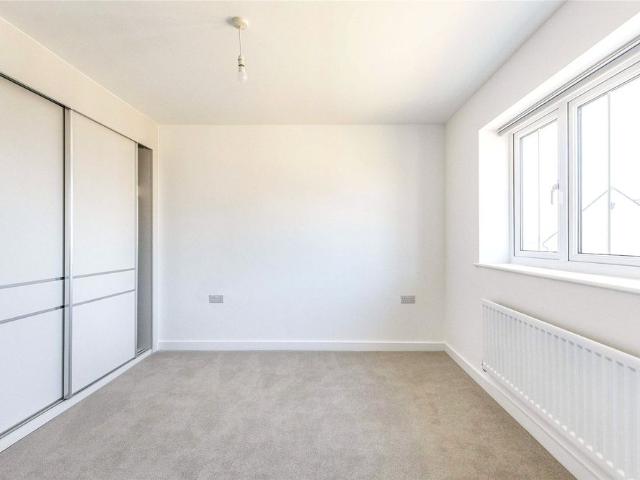 3 bedroom house to rent Tillage Road, Wellingborough, Northamptonshire, NN8