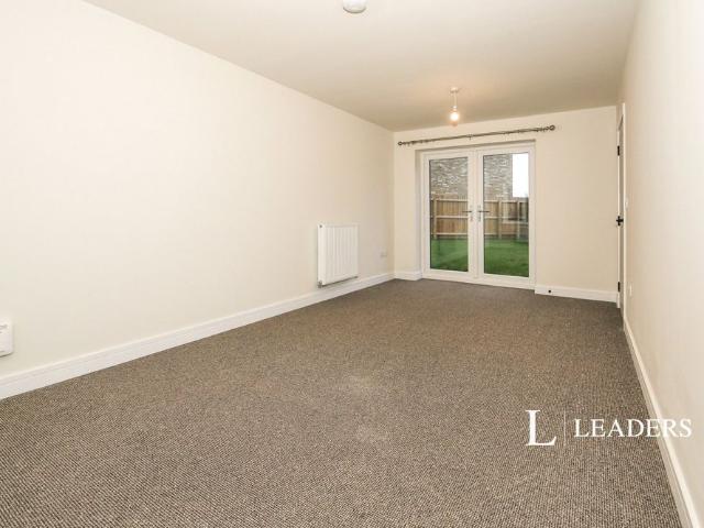 3 bedroom house to rent Tulip Road, Quadring, Spalding, PE11
