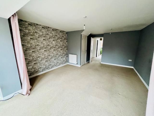 3 bedroom house to rent Wellstead Way, Hedge End, Southampton, SO30
