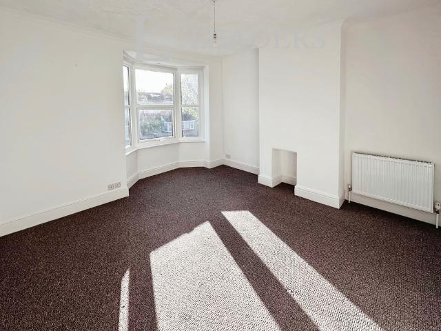 3 bedroom house to rent Albert Promenade, Loughborough, Leicestershire, LE11