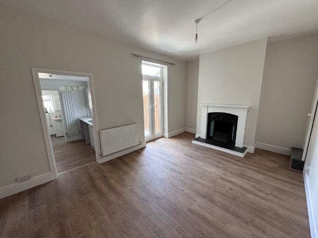 3 bedroom house to rent Balmoral Grove, Colwick, Nottingham, NG4