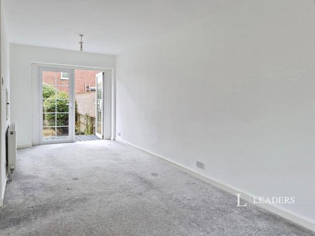 3 bedroom house to rent Barons Way, Polegate, East Sussex, BN26