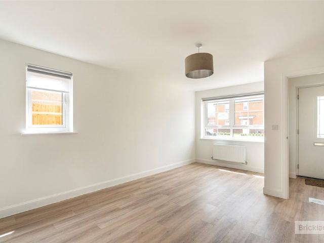 3 bedroom house to rent Blackbird Road, Yapton, Arundel, West Sussex, BN18