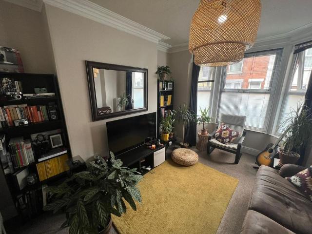 3 bedroom house to rent Bleasby Street, Nottingham, NG2