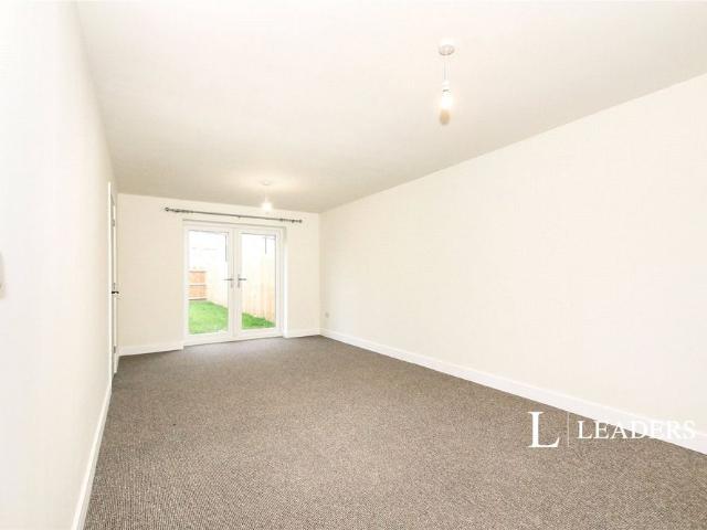 3 bedroom house to rent Bluebell Road, Quadring, Spalding, PE11