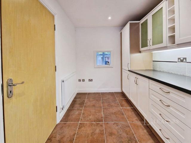 3 bedroom house to rent Brookwood Avenue, Eastleigh, SO50
