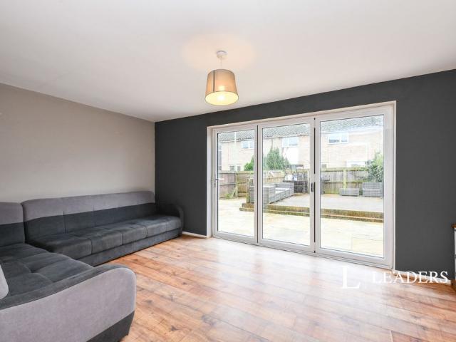 3 bedroom house to rent Bright Close, Bury St. Edmunds, IP33