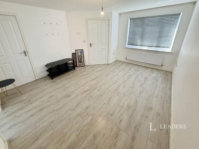 3 bedroom house to rent Brutus Close, Stanground South, Peterborough, Cambridgeshire, PE2