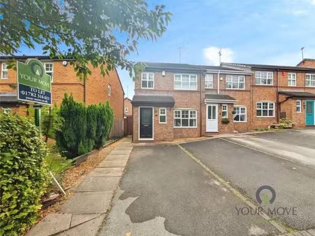 3 bedroom House to rent, Charlestown Grove, Stoke on Trent, ST.