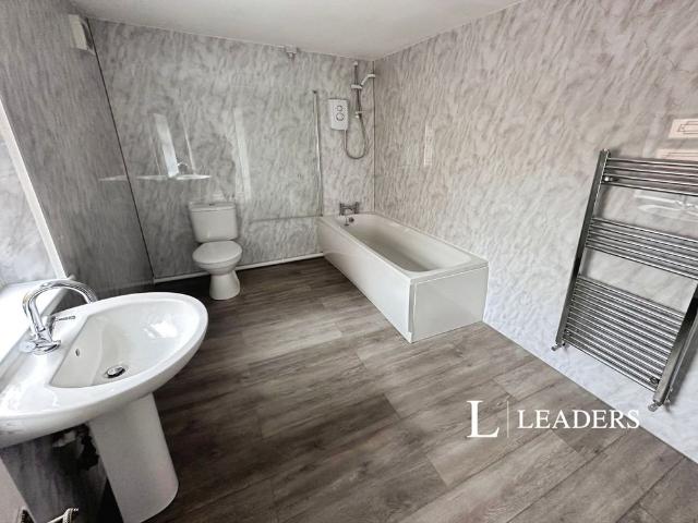 3 bedroom house to rent Chetwynd Street, Stoke on Trent, Staffordshire, ST6